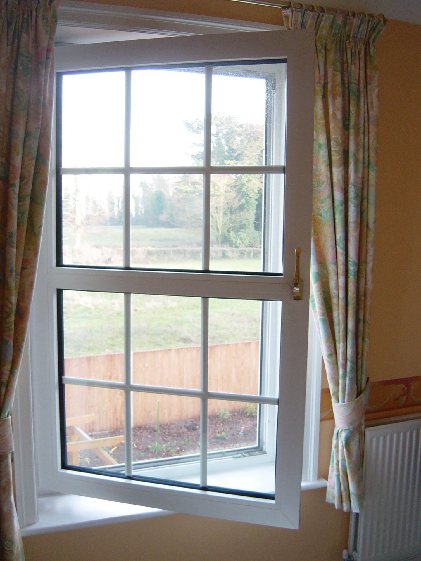 How To Make Your uPVC Windows More Energy Efficient? | Select Products